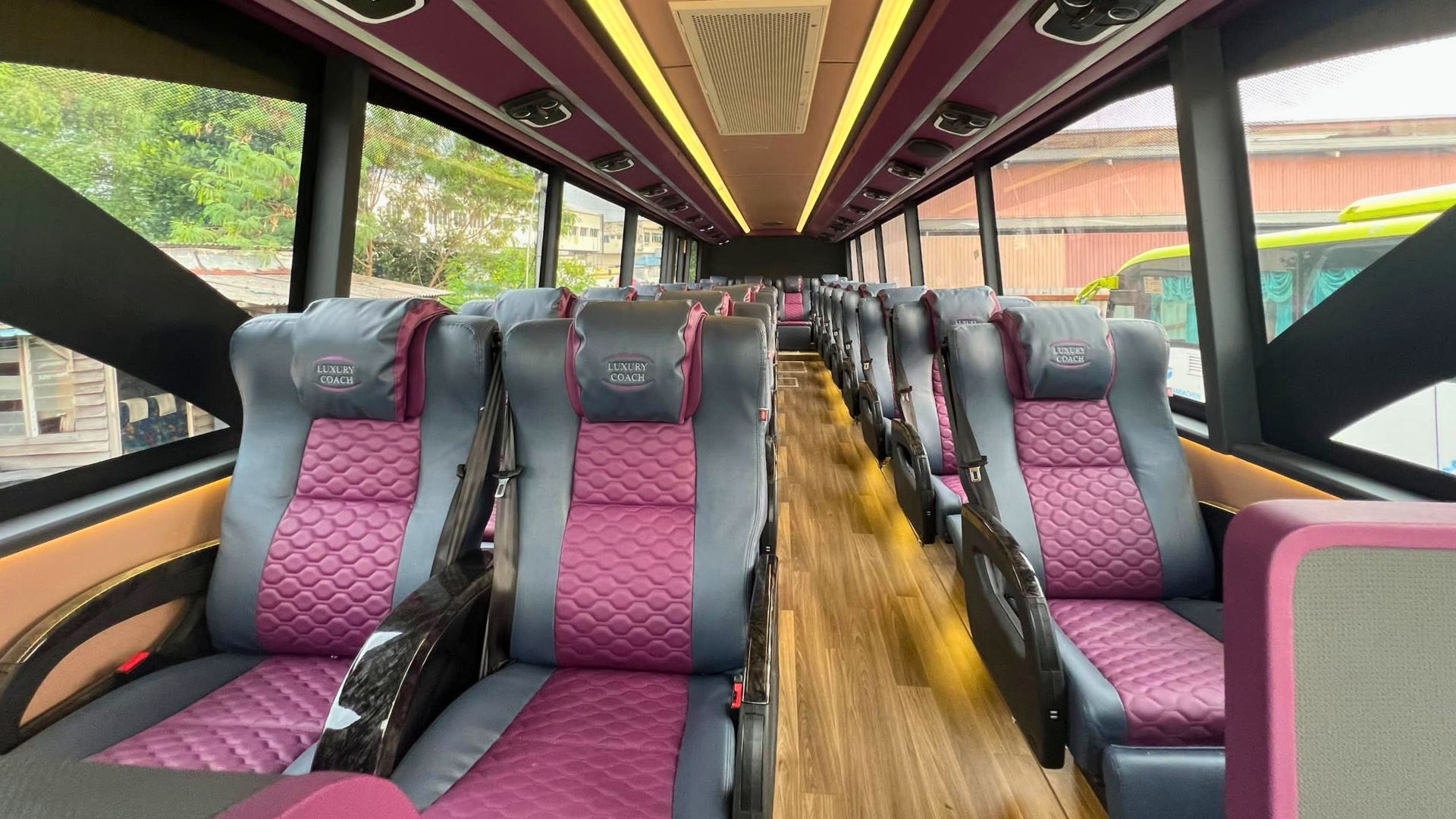 Our Fleet - Luxury Coach Service