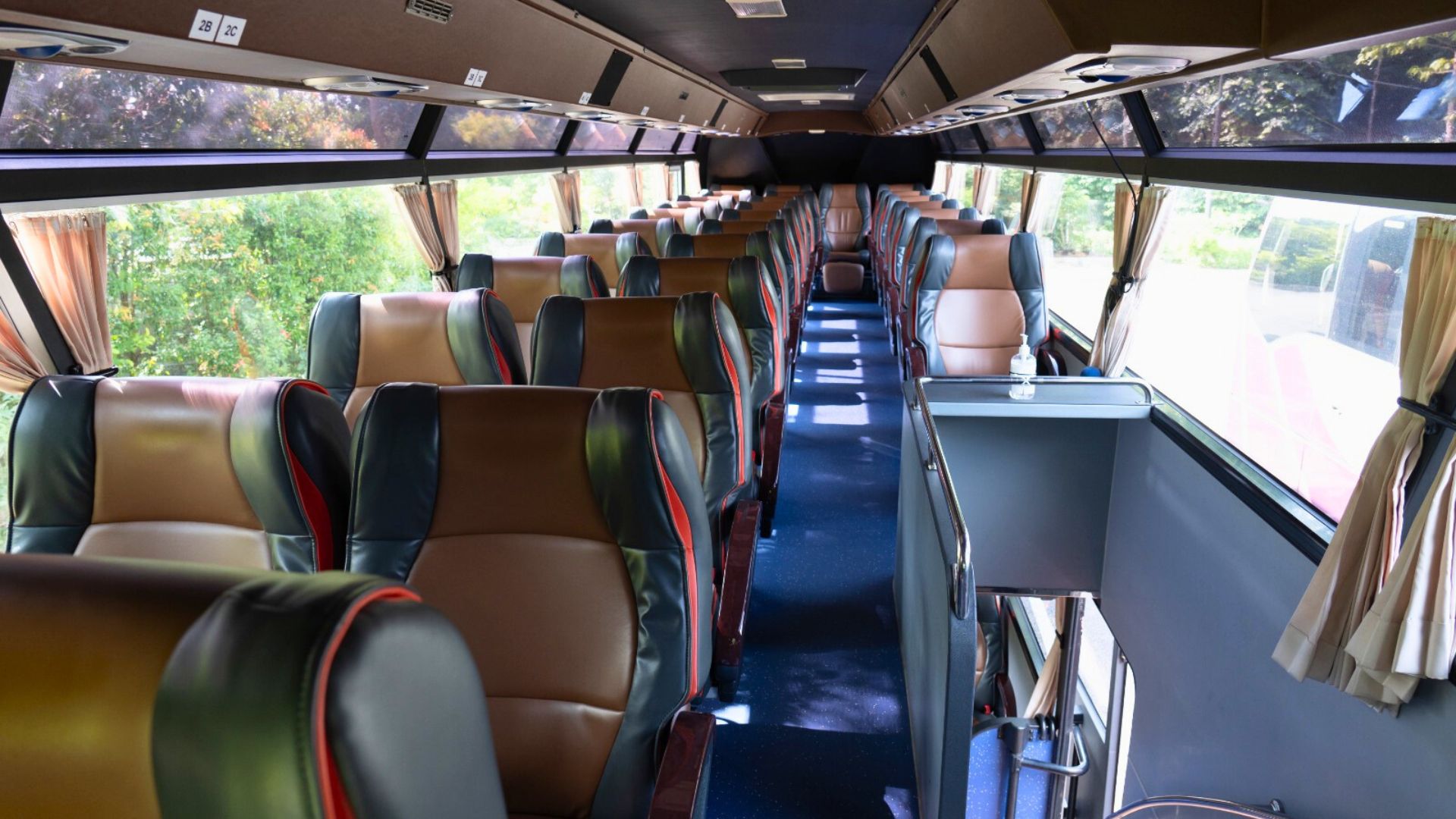 Our Fleet - Luxury Coach Service